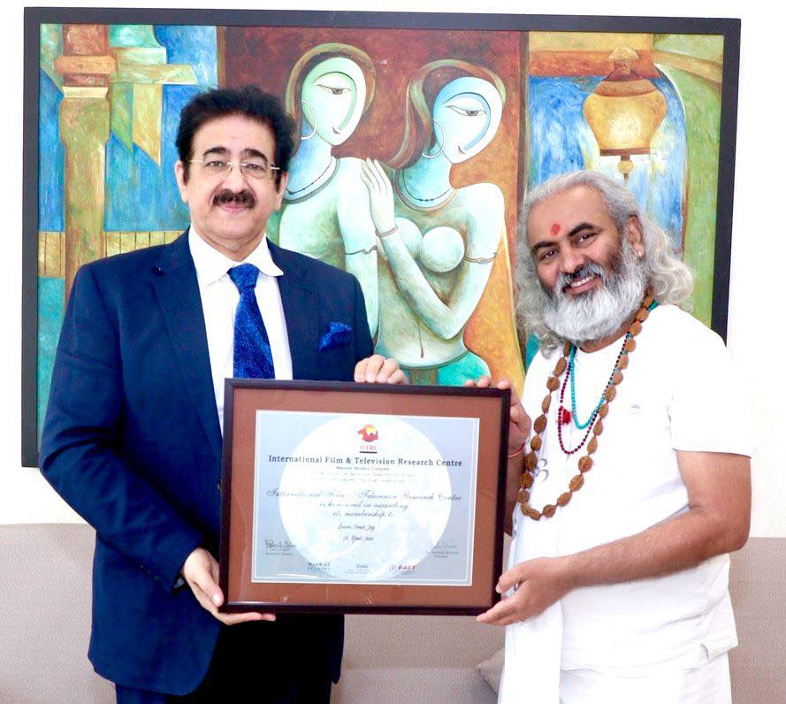 Swami Umesh Yogi Visits Marwah Studios - Sandeep Marwah